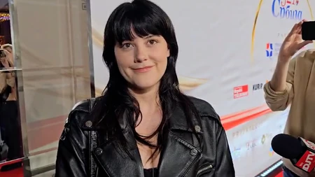 Nećete verovati koliko Teya Dora ima godina: Ko je pevačica koja će ...