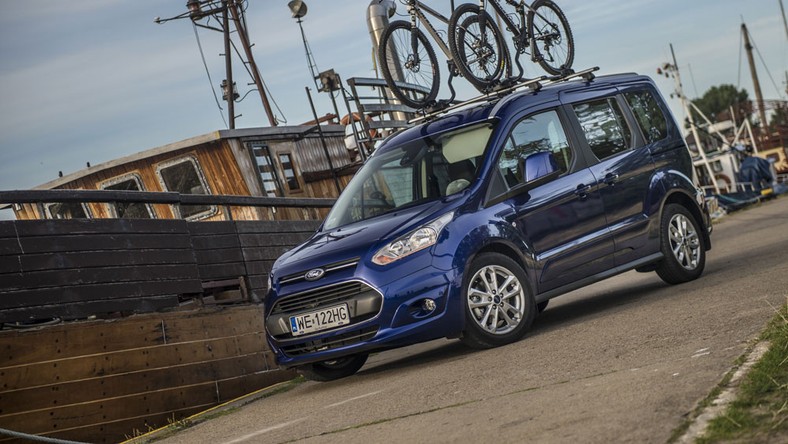 Ford Tourneo – dla rodziny i nie tylko - Facet