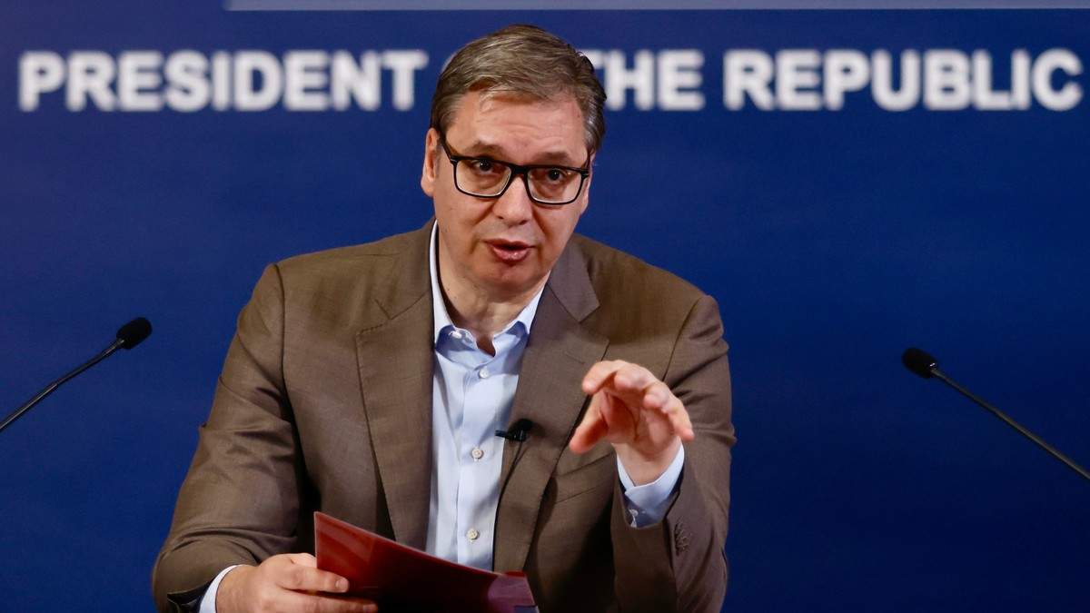 Predsednik Vučić: "Učinićemo sve da Srbiju ponovo podignemo na ...