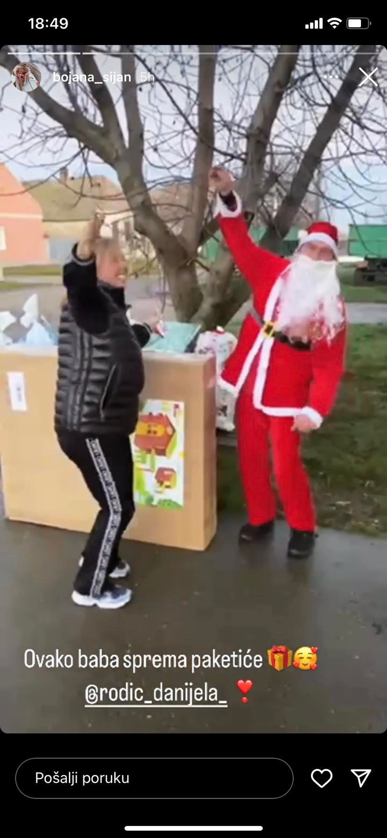 Danijela Rodić spremila poklone za unuke - Blic