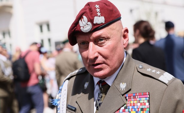 Gen. Sokołowski objął obowiązki Dowódcy Generalnego RSZ - Dziennik.pl