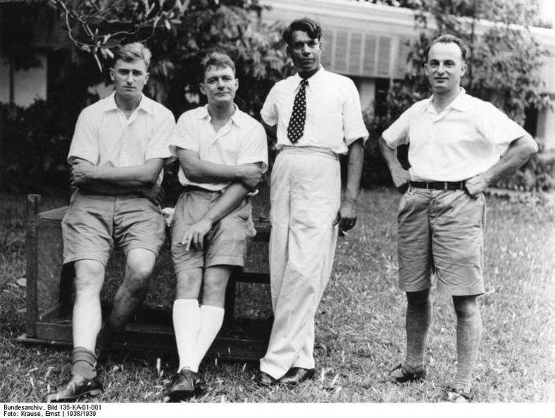 Tybet: Niemiecka wyprawa SS do Tybetu w 1938 r. - Podróże