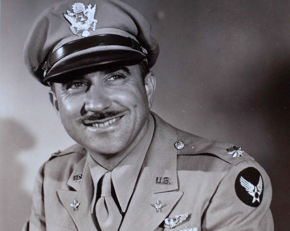 Aktorzy i aktorki, którzy zmarli na planie. Te kariery skończyły się ...