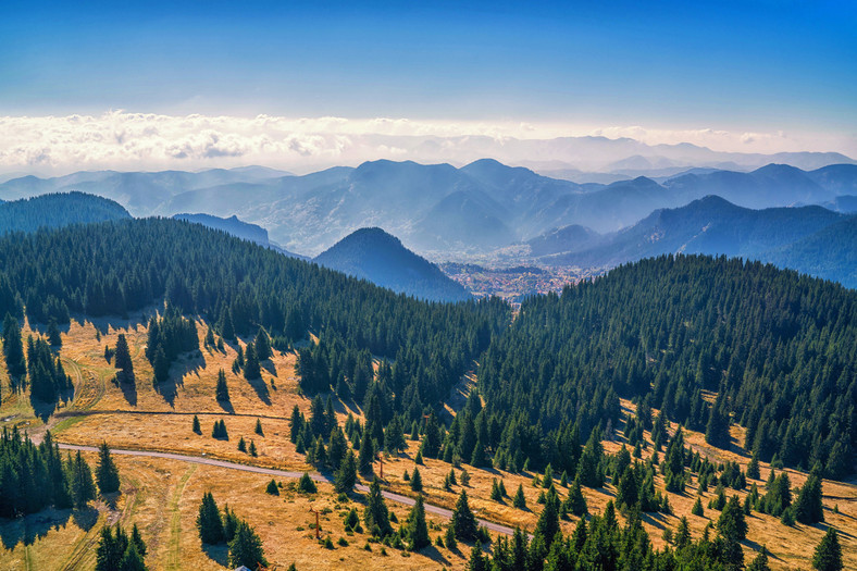 Rodopy w Bułgarii - szlaki, przewodnik po atrakcjach i ośrodkach - Podróże