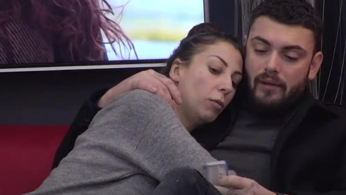 Toma Panić se oglasio nakon Nadeždine operacije zuba