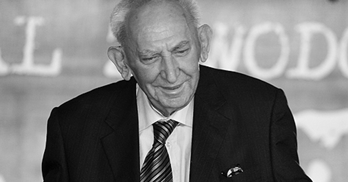 Zmarł Gustaw Holoubek - Wiadomości