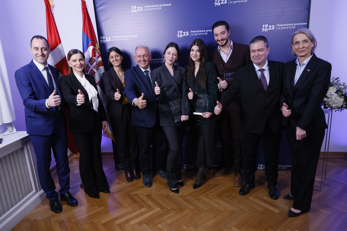 Uručene stipendije najboljim srpskim studentima u inostranstvu - Žena.rs