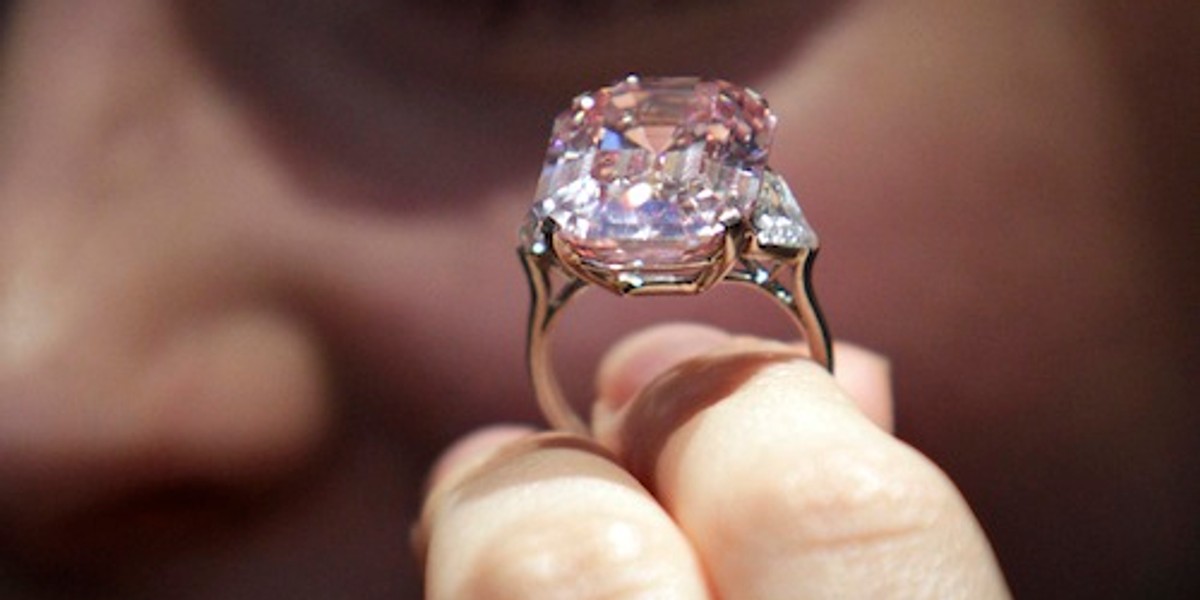 Najdroższy brylant w historii - Facet