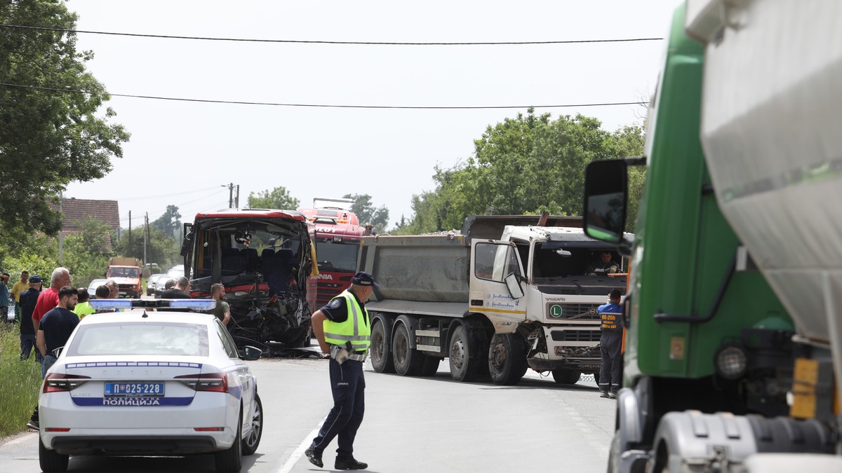 Voze kamione pod dejstvom narkotika i alkohola: Crna statistika na putevima Srbije - Blic