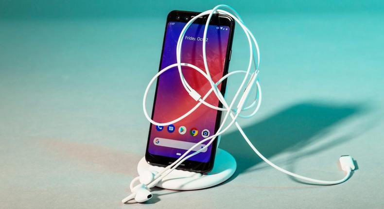 Not all Google Pixel phones have a headphone jack — here's a full ...