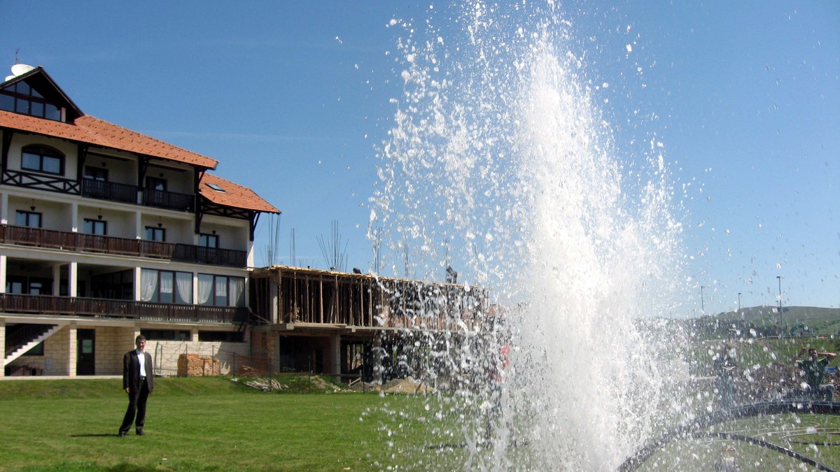 Termalne vode iz podzemnih jezera greju Zlatibor - Blic