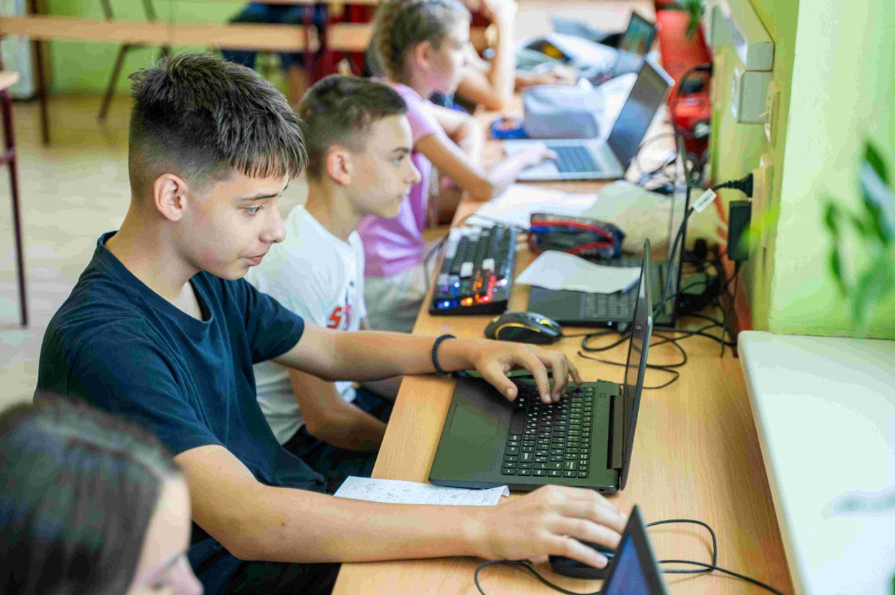 Budućnost u učionici: Kako primena veštačke inteligencije u obrazovanju ...