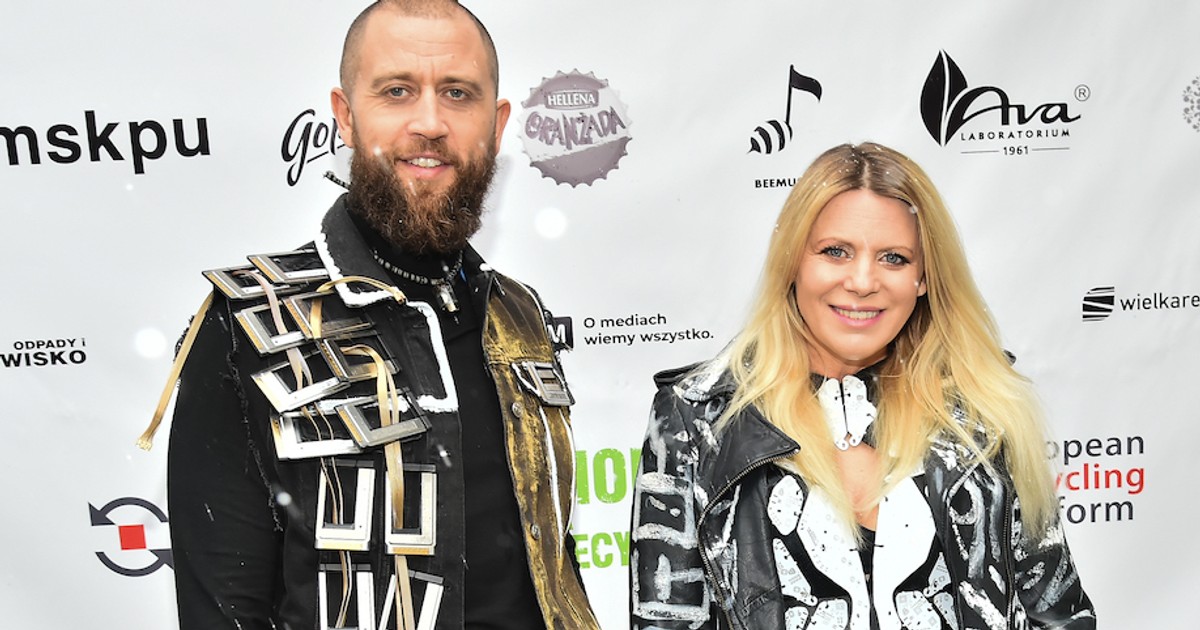 Maria Sadowska z mężem w ubraniach z recyklingu. Mandaryna w dresie ...