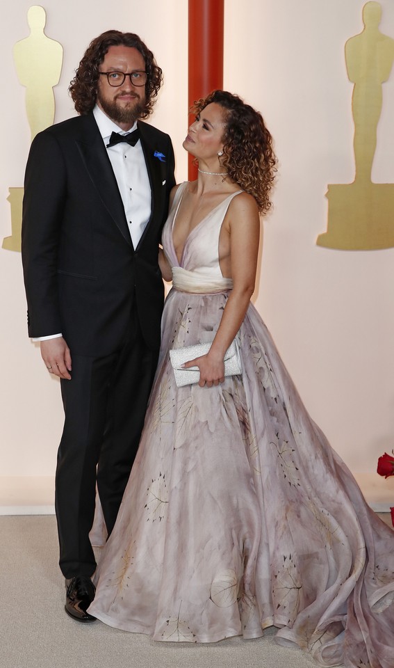 Najpiękniejsze pary na Oscarach 2023. Zakochani nie szczędzili sobie czułości - Plejada.pl
