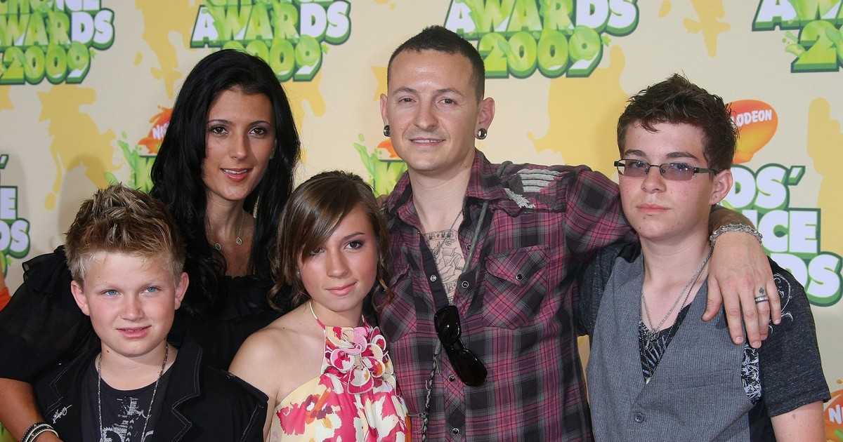 Sin Čestera Beningtona besan zbog nove pevačice Linkin Parka: "Ovo je ...