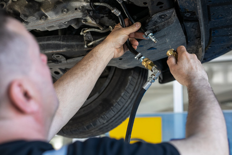 Wymiana oleju w „automacie”: statyczna czy dynamiczna?