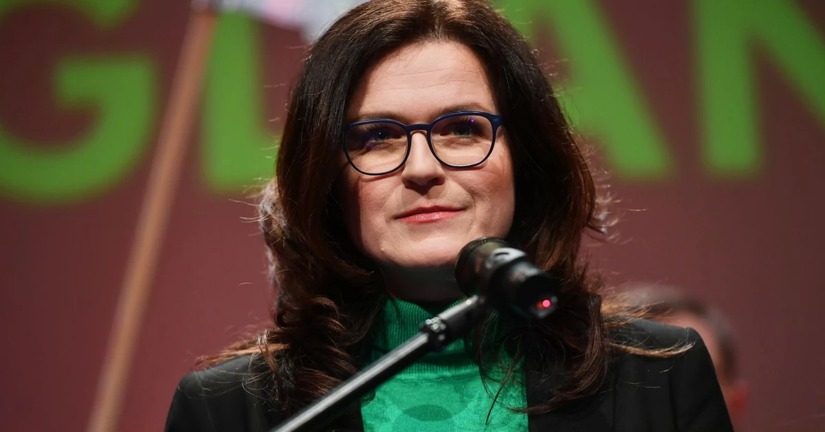 Dulkiewicz oficjalnie prezydentem Gdańska. Entuzjastyczne powitanie w ...