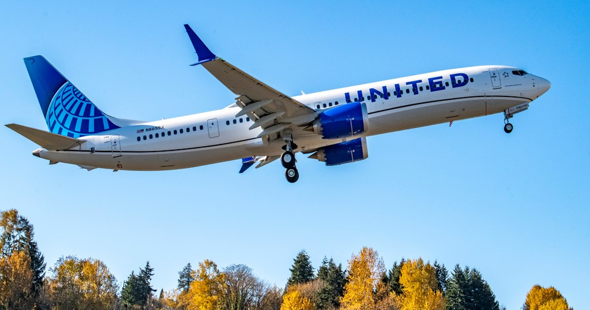 Erste Boeing 737 Max 10 in Airline-Farben fliegt | aeroTELEGRAPH