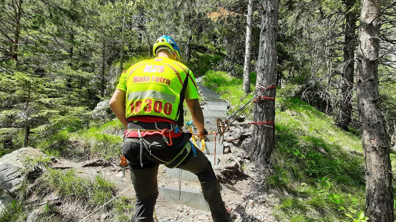 Hrôza vo Vrátnej doline: Žena († 38) spadla do rokliny, na chodníku ...