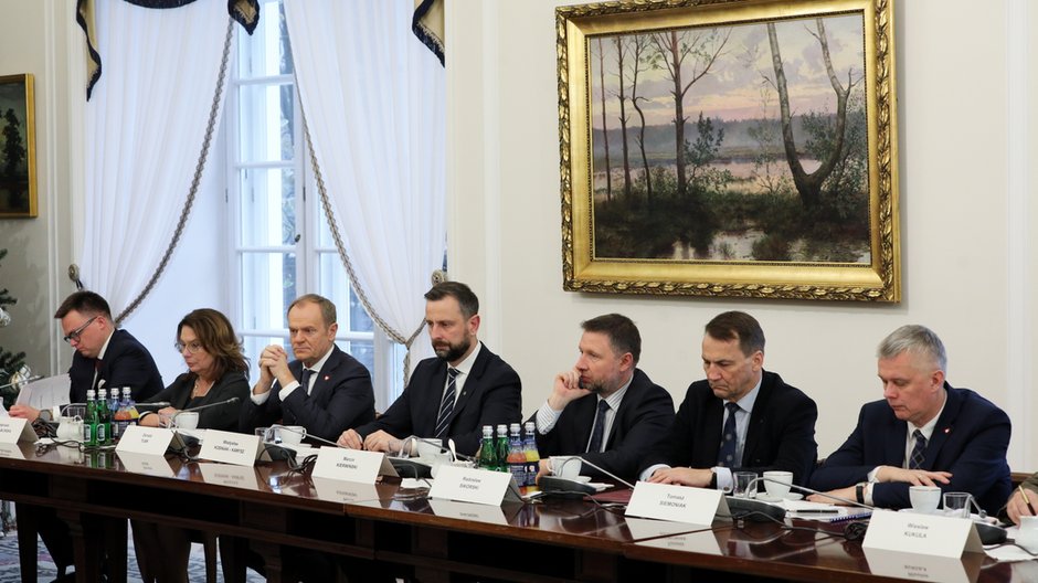 Poświąteczne posiedzenie rządu. W planach m.in. nowelizacja ustawy o ... Poświąteczne posiedzenie rządu. W planach m.in. nowelizacja ustawy o ...