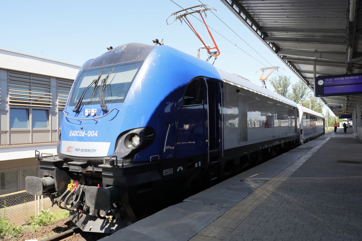 Newag wyprodukuje 20 lokomotyw dla PKP Intercity. Duża umowa - Biznes - Forbes.pl