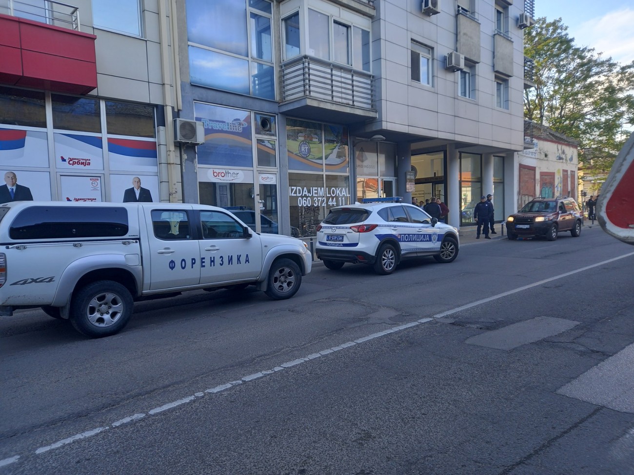 Jezivi detalji i slike sa lica mesta ubistva i samoubistva u Novom Sadu - Blic