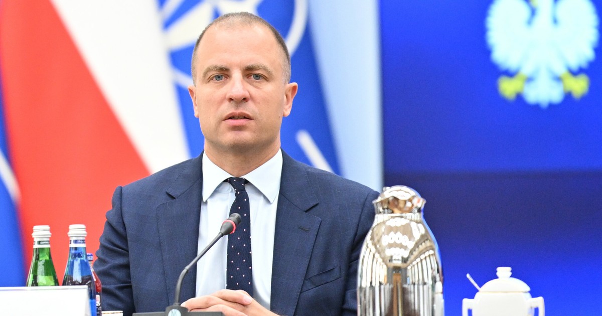 Tusk atakował go z sejmowej mównicy. Szatkowski odpowiada i grozi ...