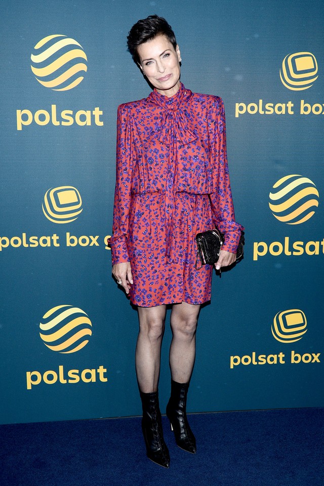 Kiczowate pióra, dziennikarka w prześcieradle. Największe modowe klapy ...