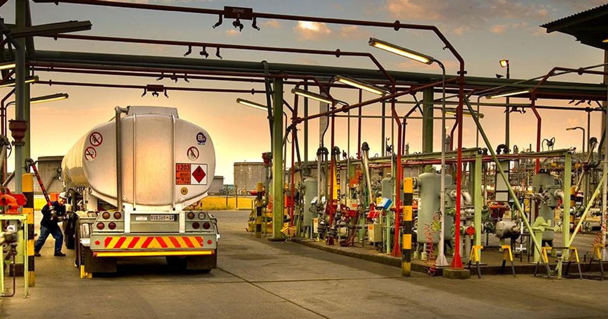 Global commodities trader Trafigura joins race for minority stake in ...