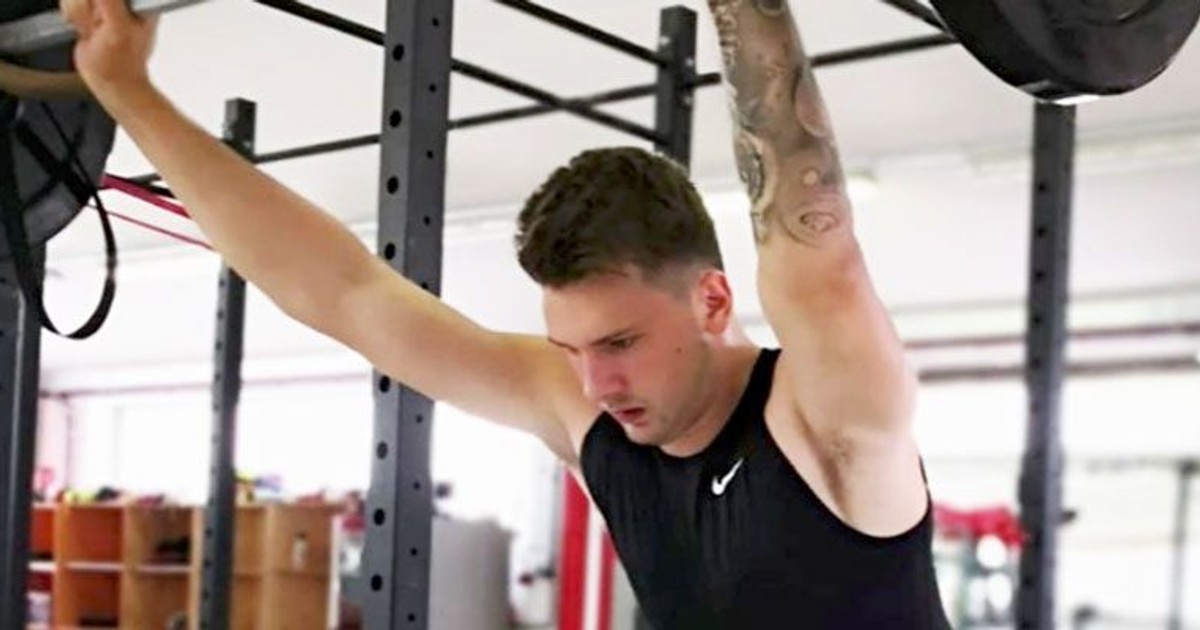 Luka Doncic Is Keeping the Six-Pack Abs Promise He Made to Mark Cuban ...