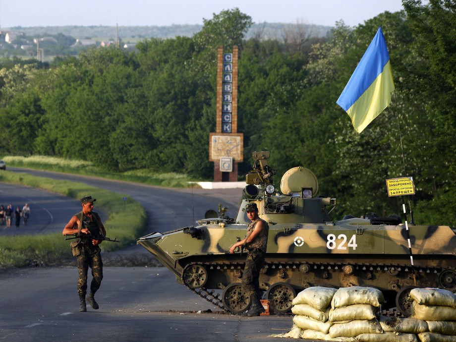 Konflikt rosyjsko-ukraiński sytuacja na Ukrainie Petro Poroszenko Arsenij Jaceniuk separatyści ...