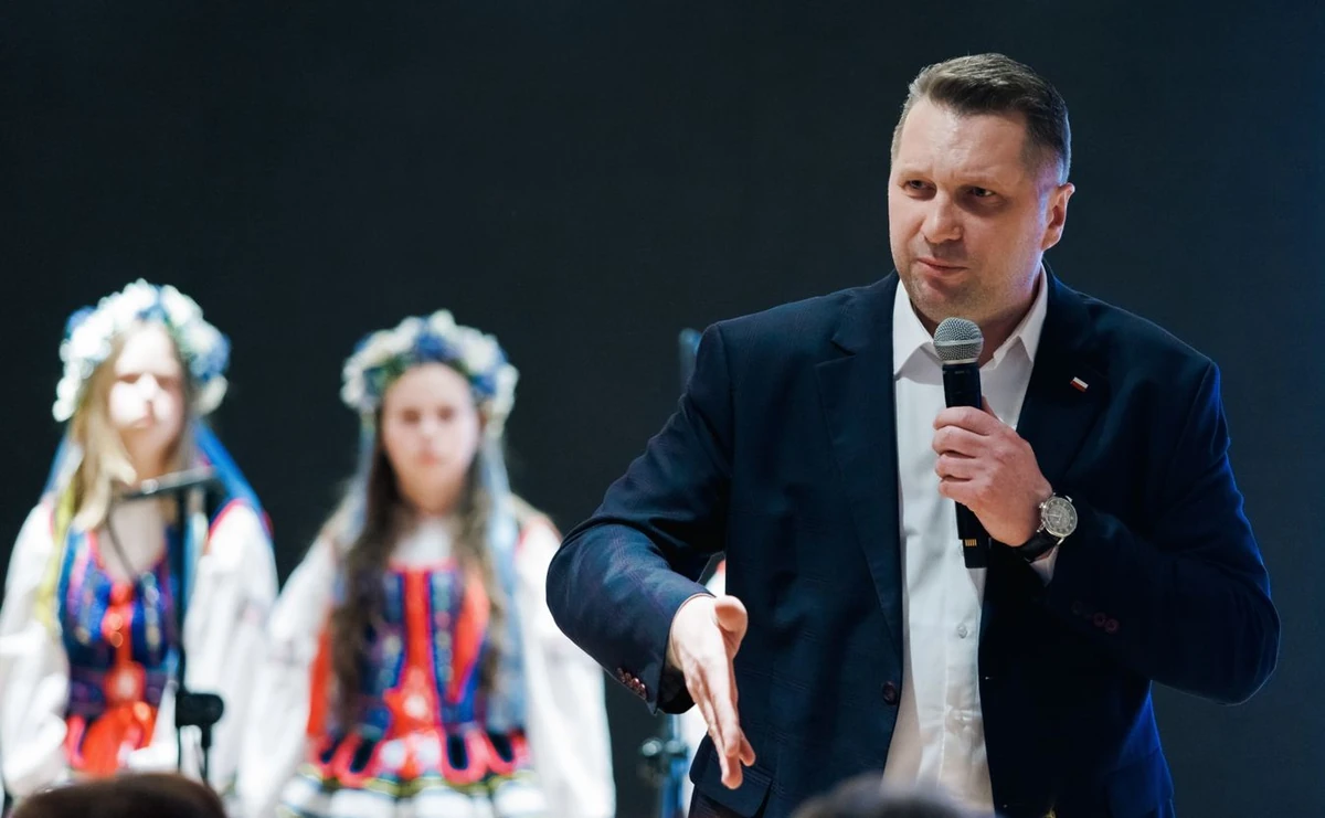 Religia dla trzylatków w przedszkolach? Czarnek odpowiada - Dziennik.pl