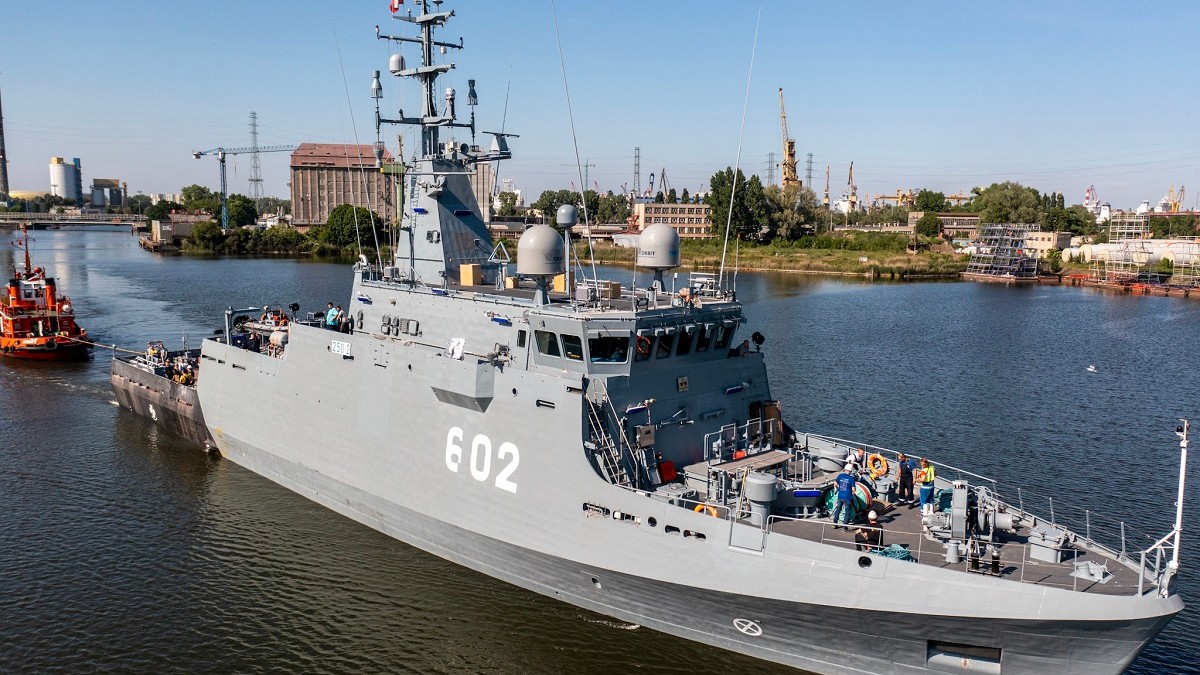 ORP Albatros trafił na wyposażenie polskiej marynarki. Oto czym ...