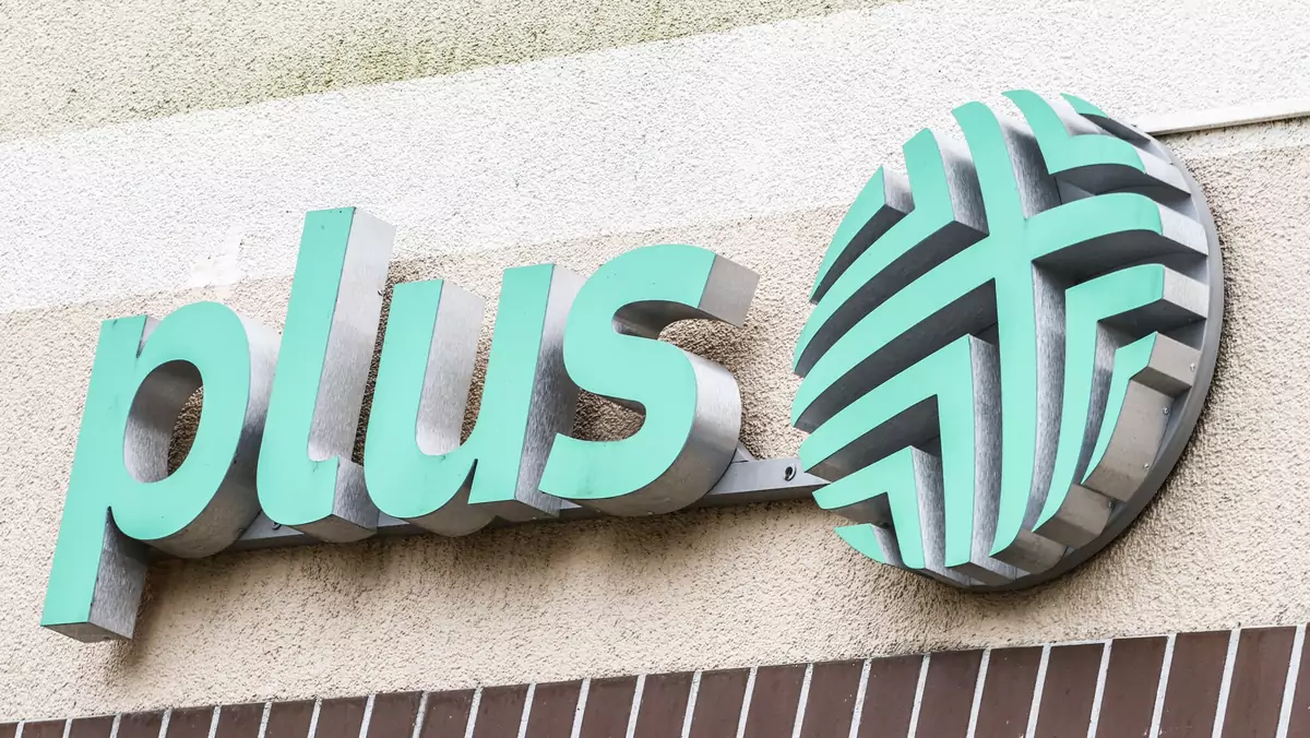 Plus poszerza zasięg internetu mobilnego i światłowodu