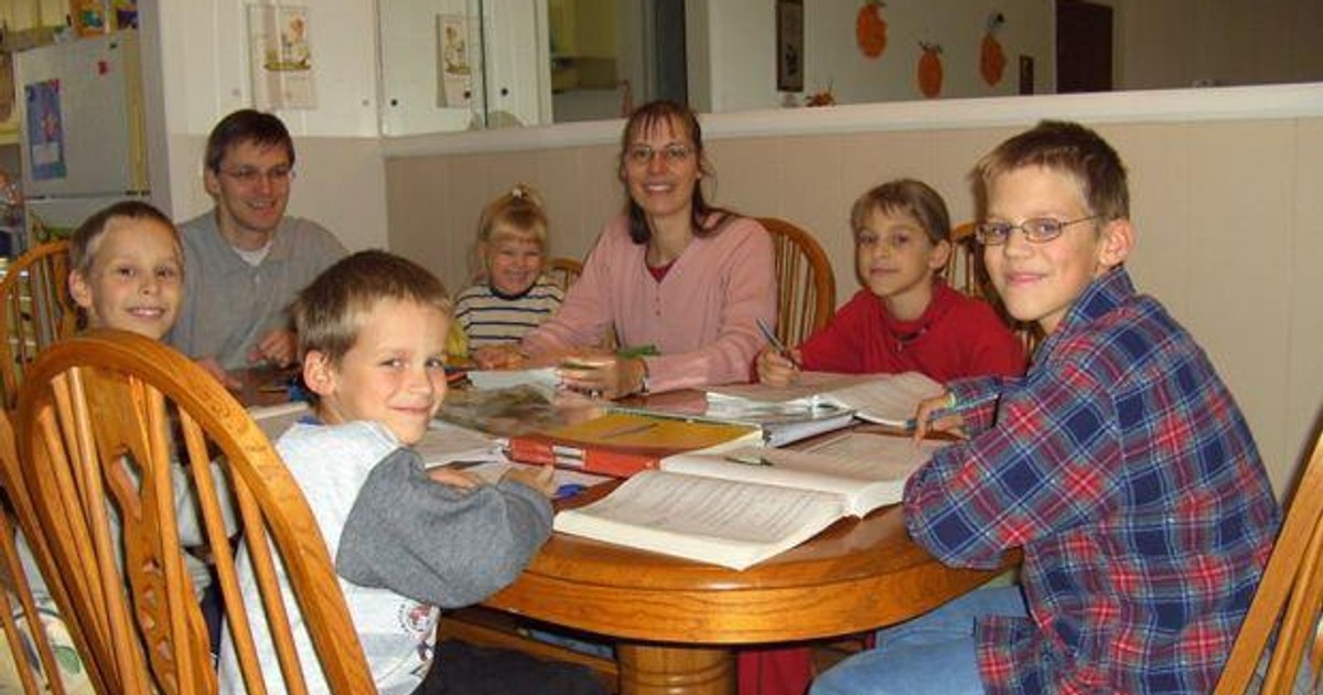 Dramat ośmioosobowej rodziny. Co się stanie z dziećmi? - Wiadomości