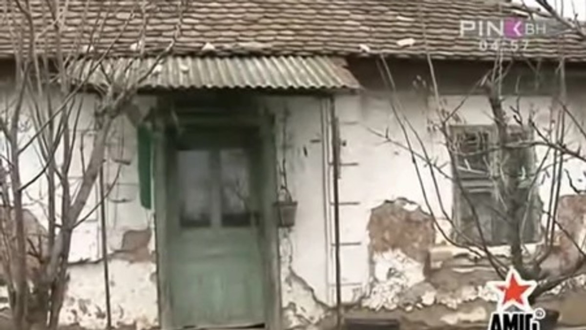 Danas je jedna od najpopularnijih pevačica, a u ovoj nemaštini je odrasla - Blic