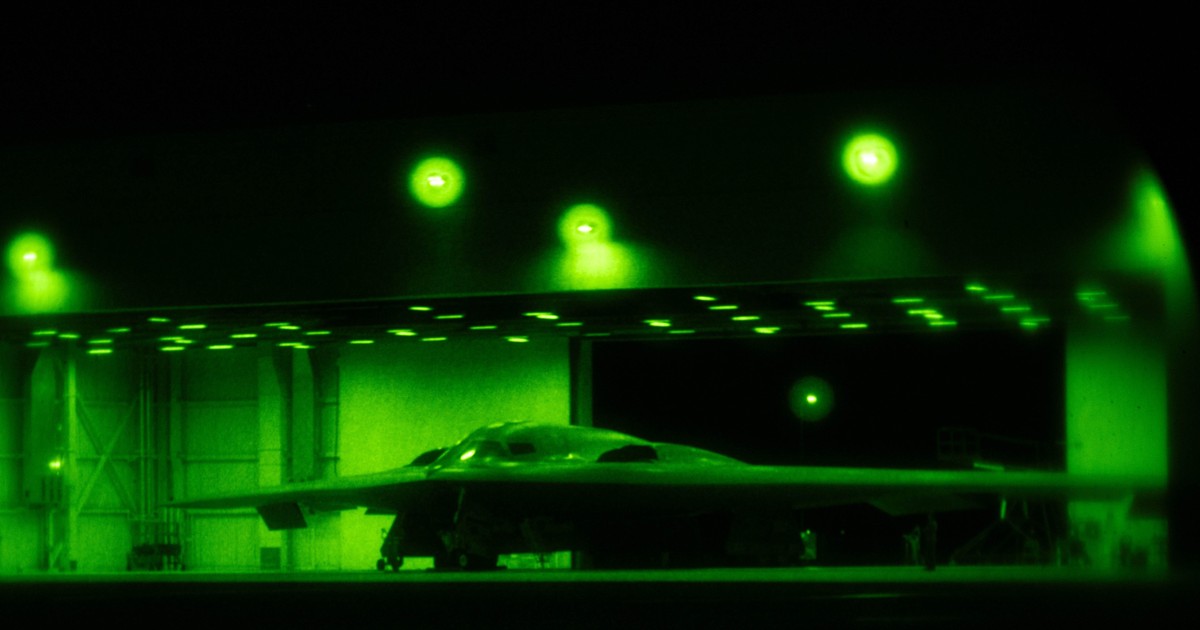 The US military dropped new photos of the Operation Midnight Hammer B-2 Spirit bombers ...