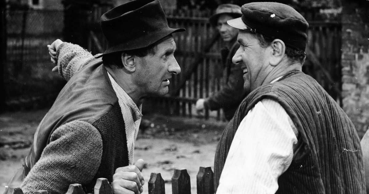 Powroty do komedii PRL-u są u nas przeklęte. "Sami swoi" budzą ...