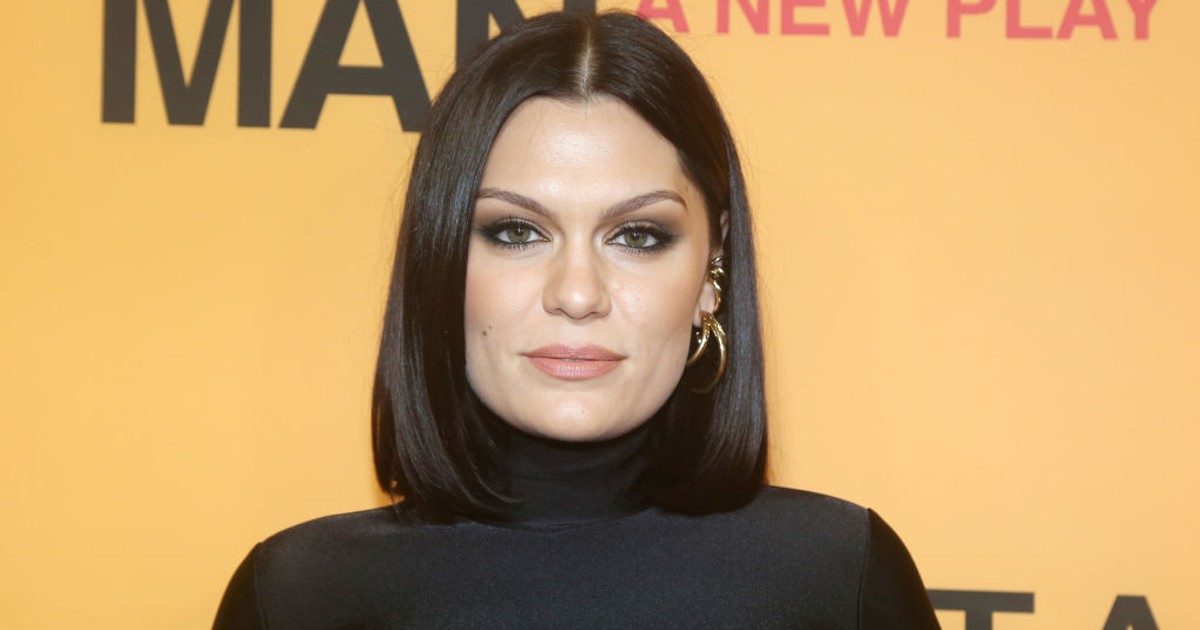 Brytyjska piosenkarka Jessie J poinformowała ze sceny fanów, że ...