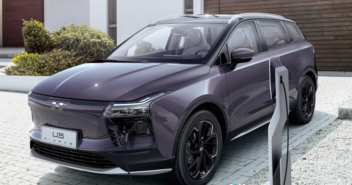 Chiński elektryczny SUV przyjedzie z Chin na targi do Frankfurtu... na ...