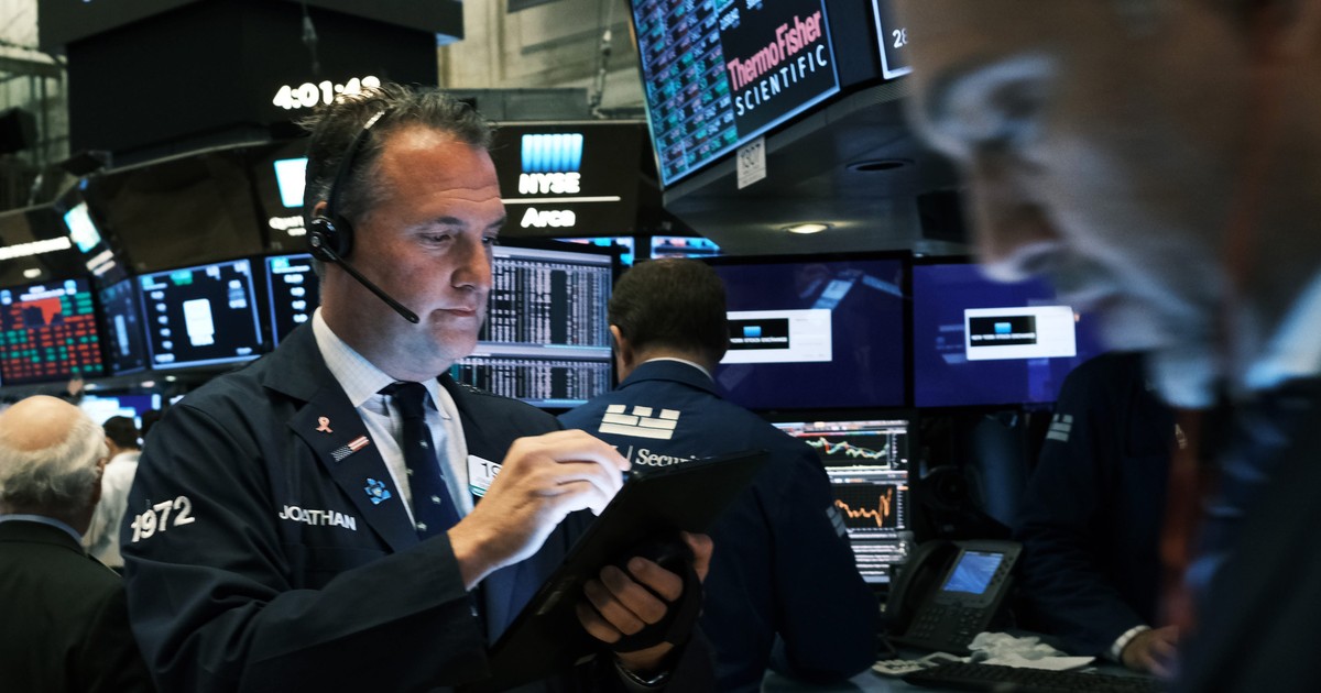 Tech stocks tumble as investors balk at lofty valuations | Business ...