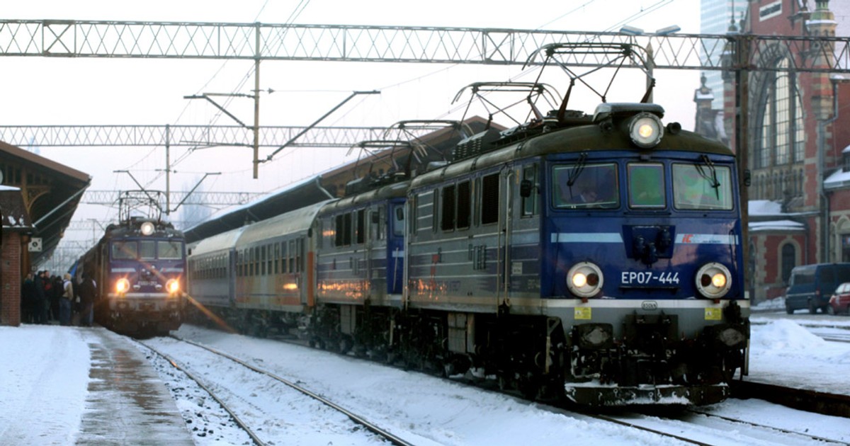 Nowy rozkład jazdy - mniej pociągów - Podróże