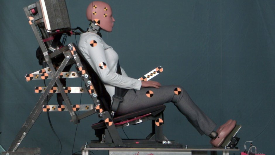 Szwecja. Trwają prace nad kobiecym manekinem do testów zderzeniowych ...