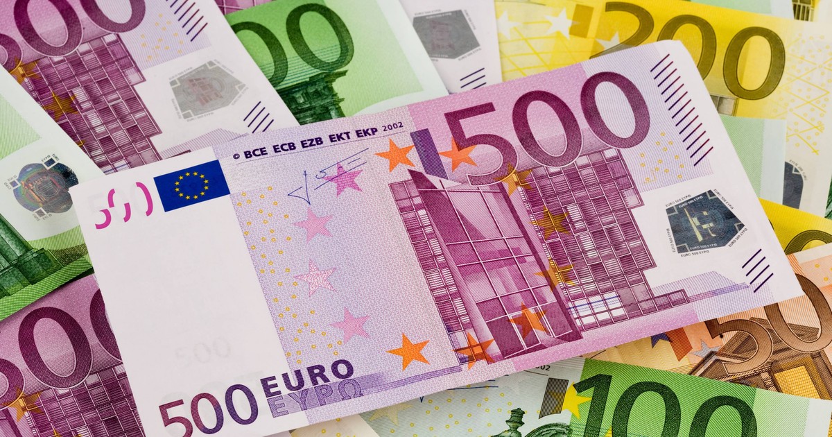 Kurs walut 28.10. Po ile stoi euro, a po ile frank, funt i dolar?
