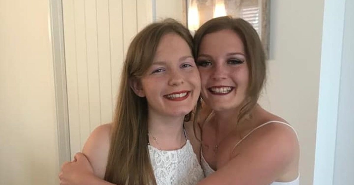 My twin sister was my coworker. We confused customers and colleagues ...