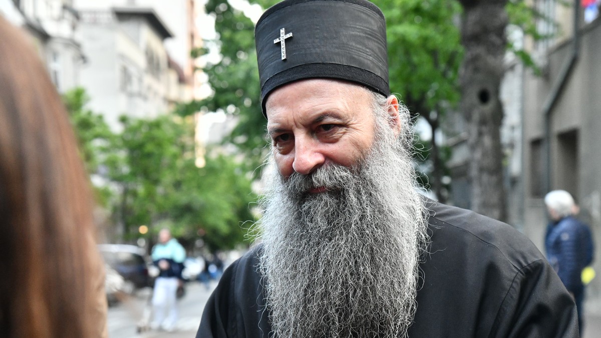 Patrijarh Porfirije: Ta vrata će pre ili kasnije otvoriti sam Bog - Blic
