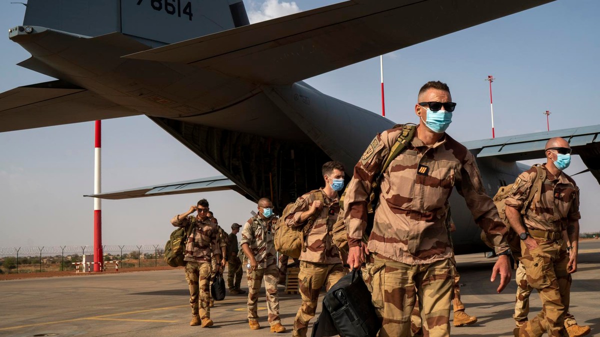 Francuska vojna vežba Persej: Tajno raspoređivanje vojnika u Ukrajinu ...