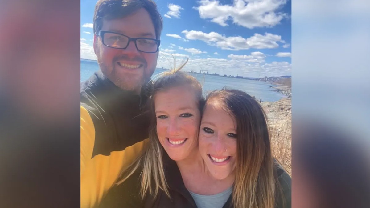 Abby i Brittany Hensel odpowiedziały hejterom. Poszło o ślub jednej z ...