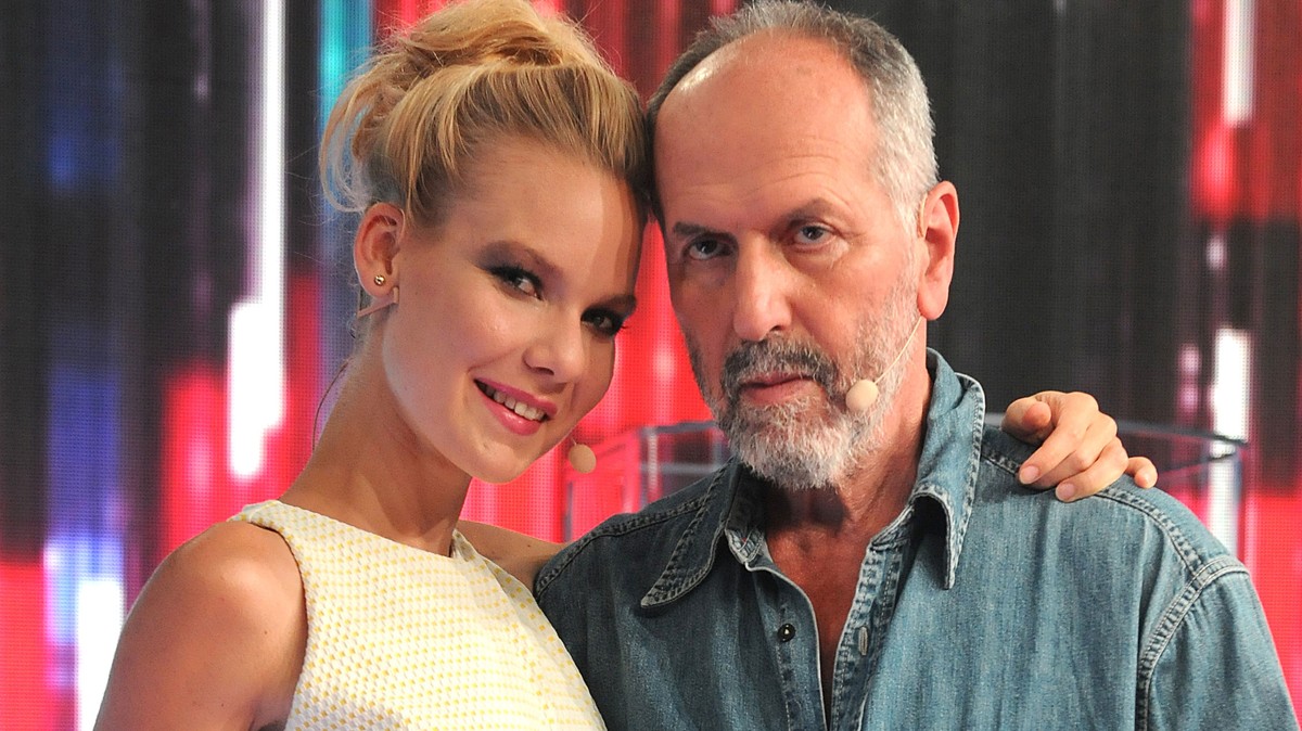 R.I.P. Benkő Dániel - extravagáns képeken a különc lantművész - ezekkel ...