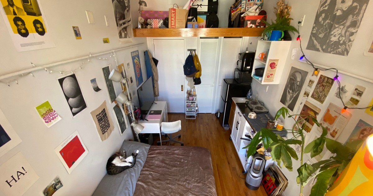 A Gen Z couple pays $1,300 for a New York City microstudio. Here's how ...